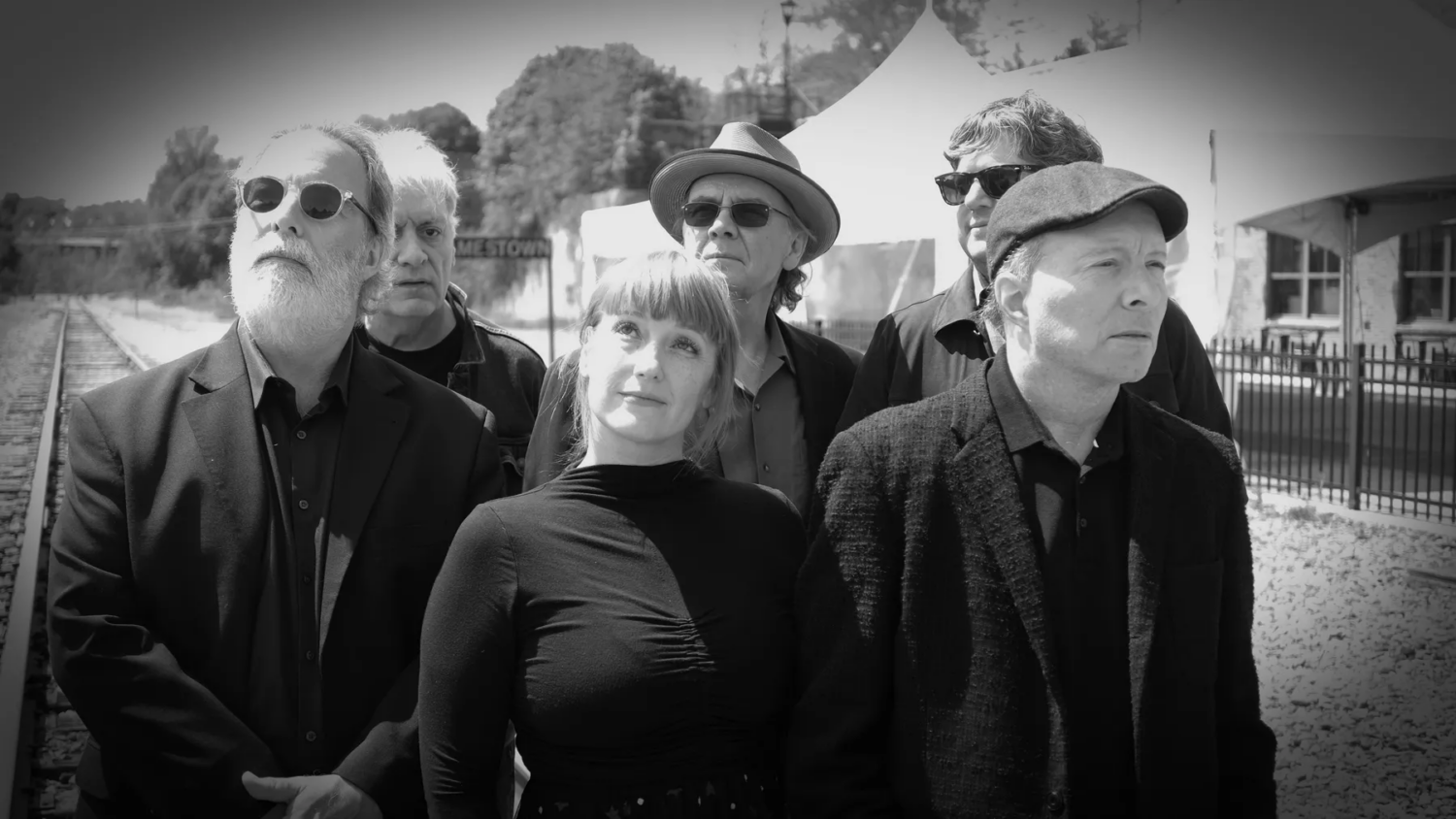 Leigh Nash and Matt Slocum of Sixpence None The Richer Join 10,000 ...