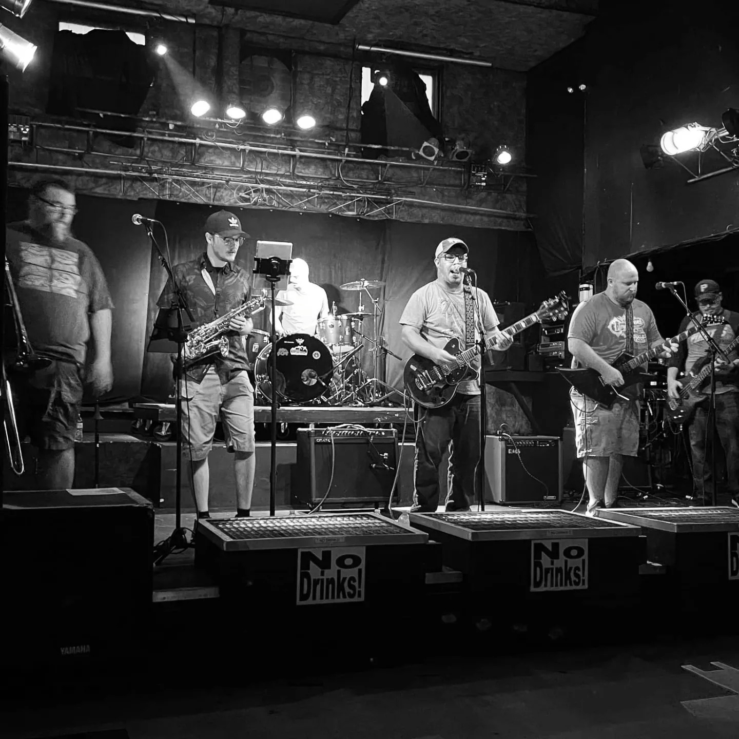 Introducing: Tom Nevers Field - News - Indie Vision Music